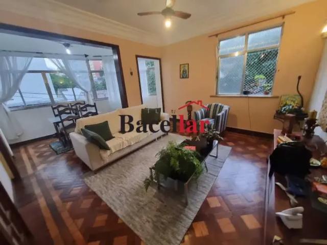 Apartamento / Residencial / Tijuca