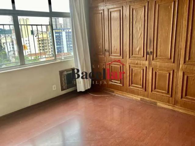 Apartamento / Residencial / Tijuca