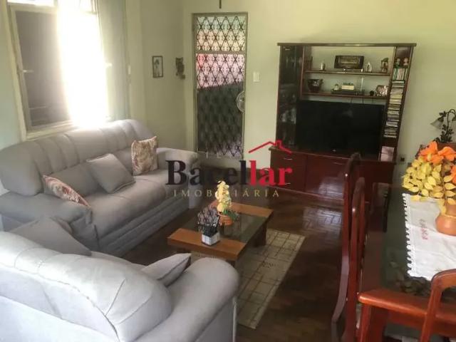 Apartamento: / Residencial / Tijuca