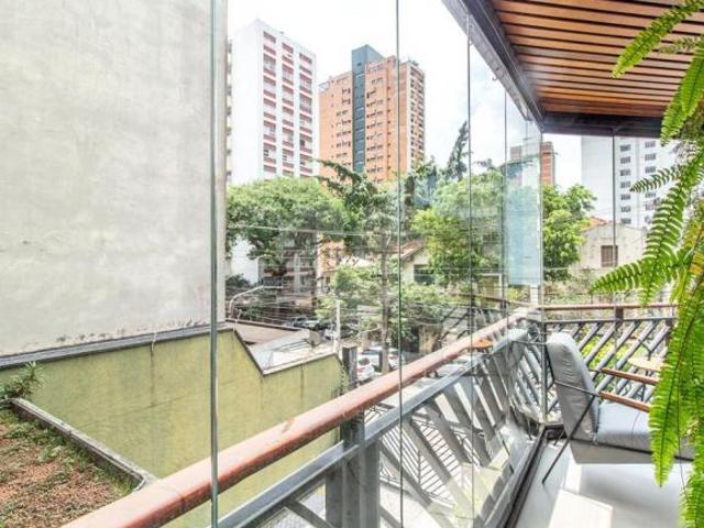 Apartamento Residencial VILA MARIANA Área Útil: 180 m² Área Total: 300 m²