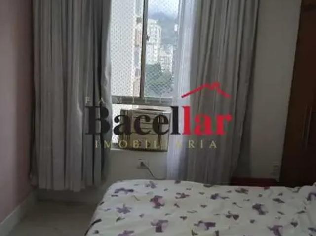 Apartamento: / Residencial / Vila Isabel