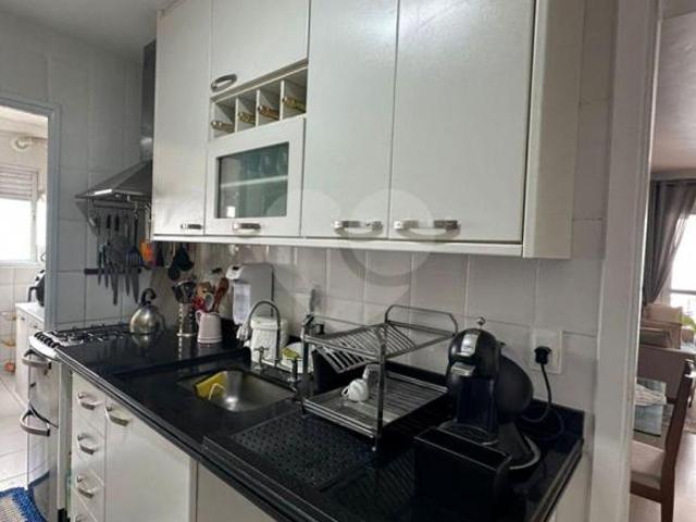 Apartamento Residencial a venda na LAPA