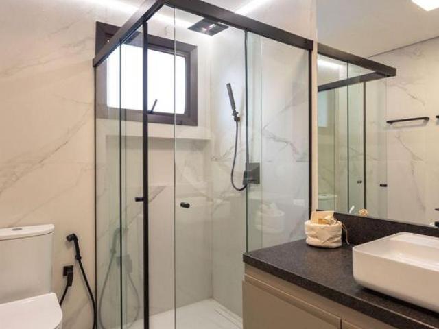 Apartamento com 158 m² e 2 quartos à venda em Vila Nova Conceição