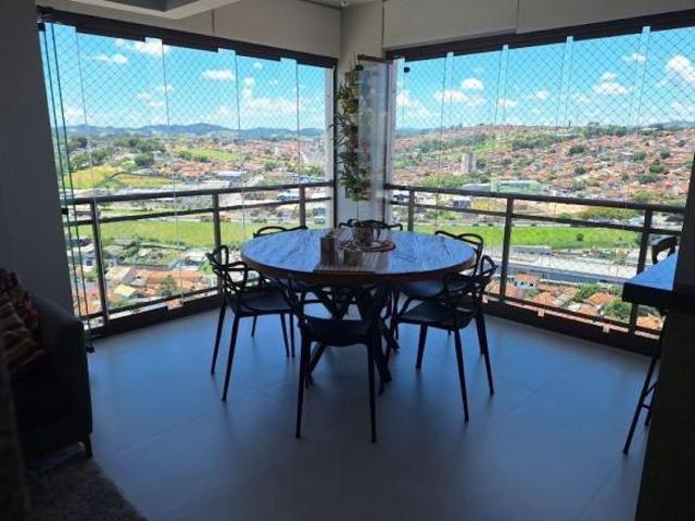 Apartamento Residencial à venda, Centro, Taubaté AP0701