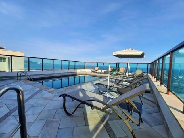 Apartamento com 3 dormitórios à venda, 179 m² por R$ 3.800.000,00 Pitangueiras Guarujá/SP