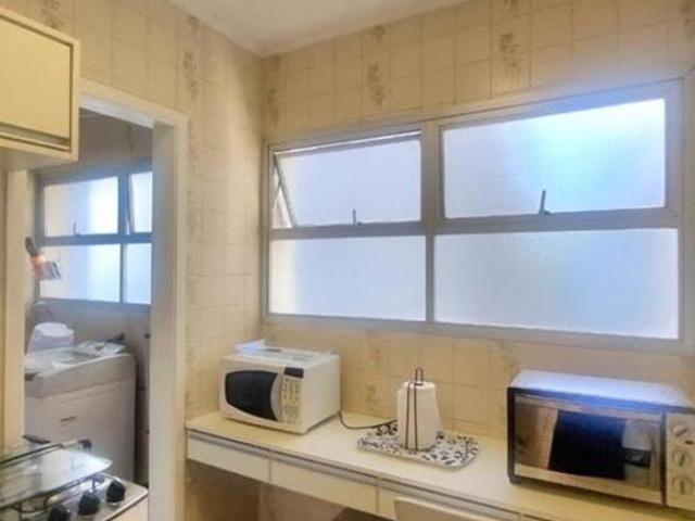 Apartamento porteira fechada com vista para o mar e lazer completo em Pitangueiras – Guarujá