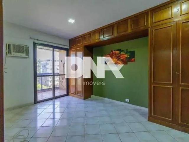 Apartamento: / Residencial / Barra da Tijuca