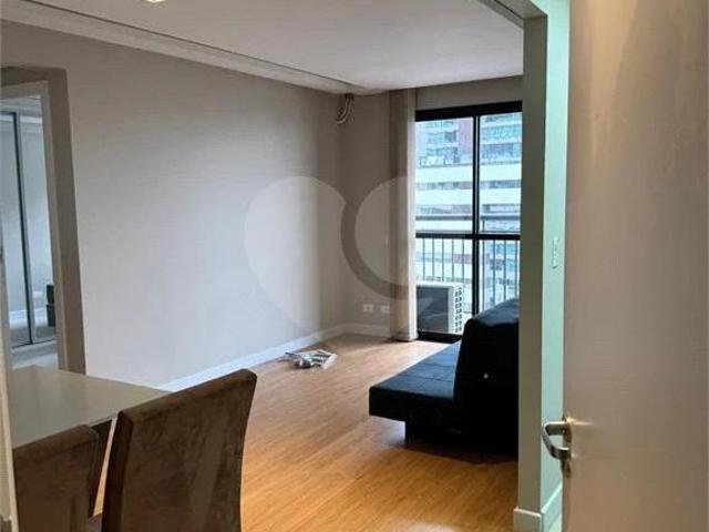 Apartamento Residencial Batel Área Útil: 46,83 m² Área Total: 57,62 m²