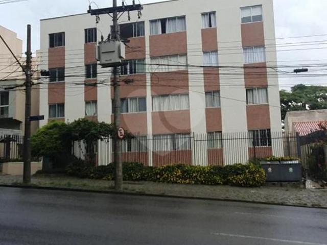 Apartamento Residencial Batel Área Útil: 61,07 m² Área Total: 90,11 m²