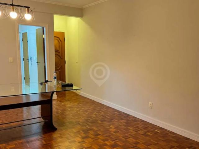 Apartamento: / Residencial / Centro