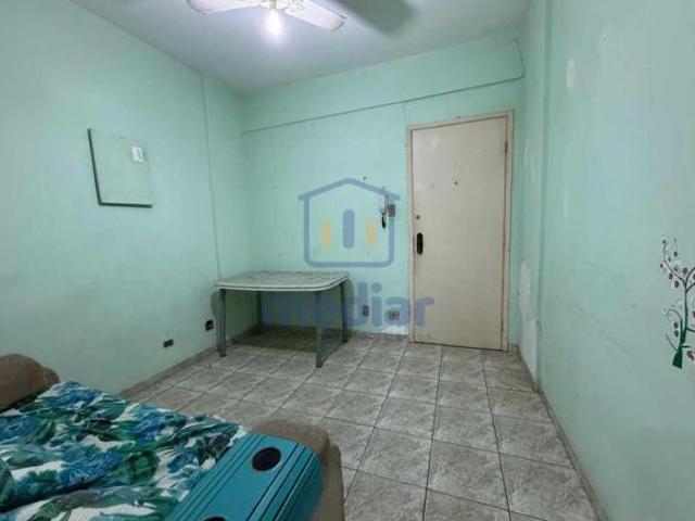 Apartamento: / Residencial / Centro