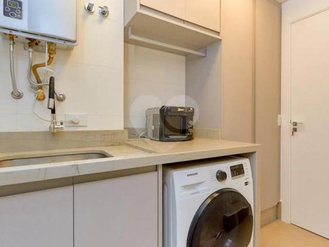 Apartamento Residencial Centro Área Útil: 107,48 m² Área Total: 107,48 m²