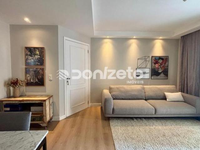 Apartamento Residencial com 3 Quartos. com 1 suíte no Bairro Jardim, Santo André