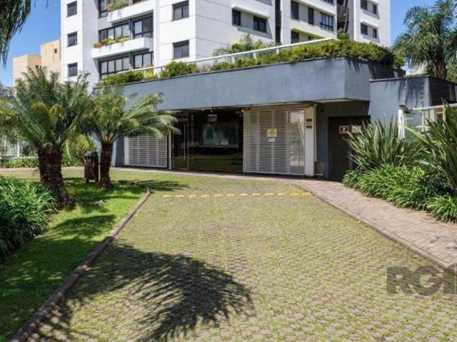 Apartamento Residencial com 3 Quartos e 3 Banheiros em Camaquã, Porto Alegre, RS