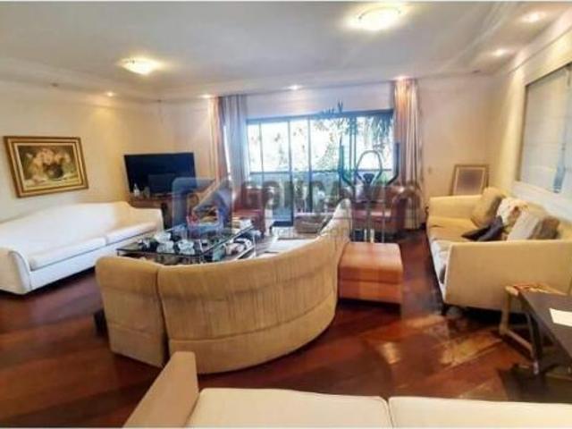 Apartamento Residencial de 4 Quartos com 3 Suítes, 4 Vagas e 3 Elevadores em Santo Antônio, São Caet