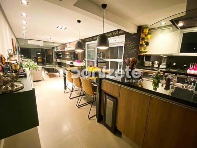 Apartamento Residencial de 3 Quartos com 2 Suítes na Frente do Jardim, Santo André