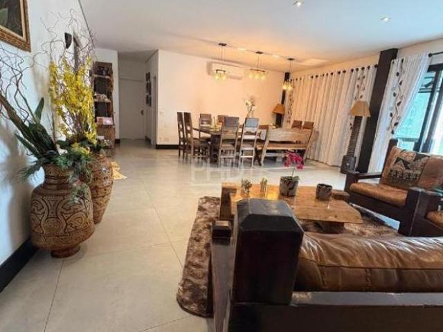 Apartamento residencial de alto padrão com 5 suítes, 4 vagas e lazer completo no Centro de São Berna