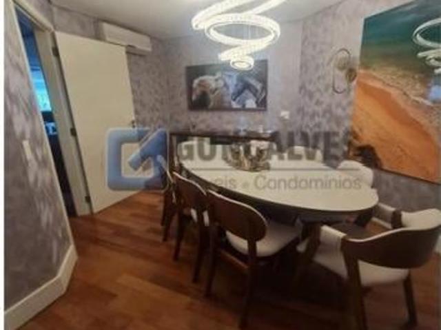 Apartamento residencial de alto padrão na Vila Madalena — 4 suítes, 5 vagas, 720 m²