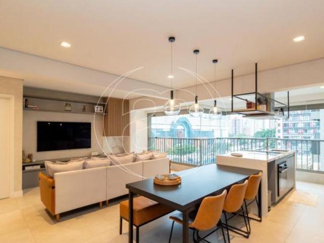 APARTAMENTO RESIDENCIAL EM MOEMA