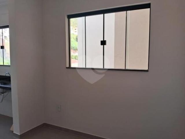 Apartamento: / Residencial / Jardim Vitória