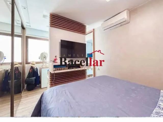 Apartamento: / Residencial / Lagoa