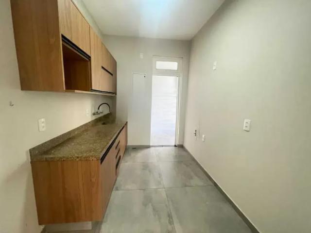 Apartamento: / Residencial / Laranjeiras