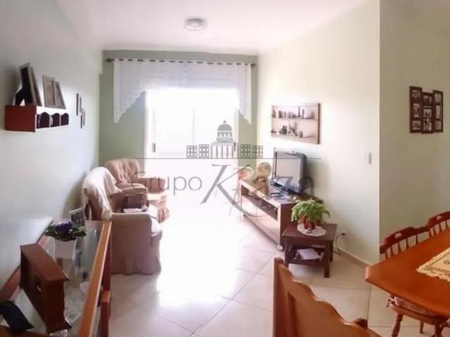 Apartamento Residencial Matheus Jardim Satélite 3 Dormitórios 77m²