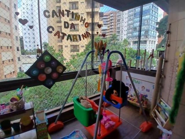 Apartamento Residencial MOEMA Área Útil: 220 m² Área Total: 220 m²