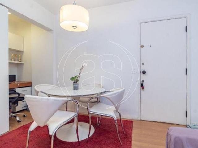 Apartamento residencial na região de Moema Pássaros, com 42m², 1 dormitório e 1 sala!