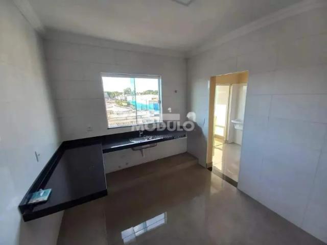 Apartamento residencial para locação, bairro Brasil com 3 quartos