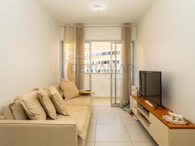 Apartamento residencial para venda com 2 quartos no Setor Central Gama de 53 m²