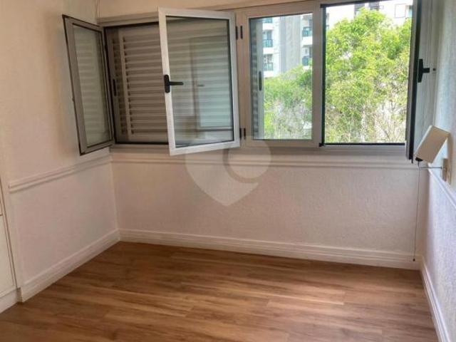 Apartamento Residencial PARAÍSO Área Útil: 166,27 m² Área Total: 247,8 m²