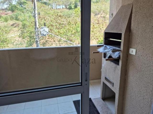 Apartamento Residencial Porto Sul 2 Dormitórios 68m²