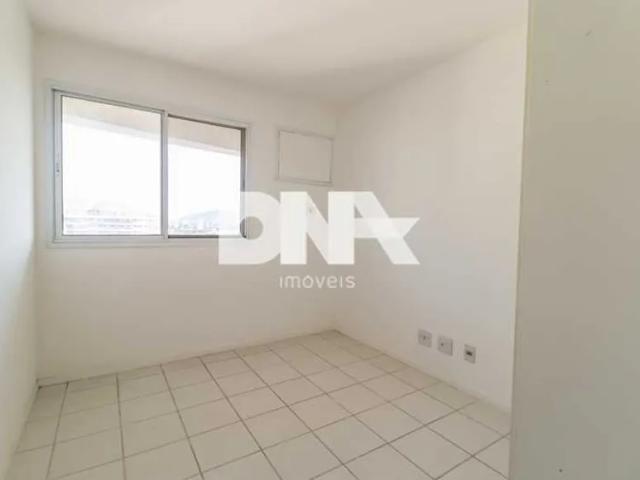 Apartamento / Residencial / Recreio dos Bandeirantes