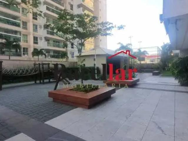 Apartamento: / Residencial / Recreio dos Bandeirantes