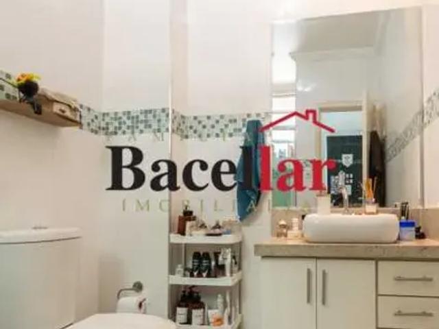 Apartamento: / Residencial / Riachuelo