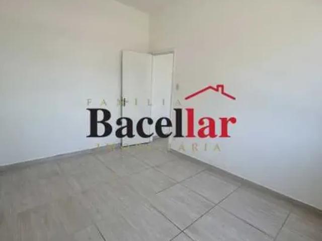 Apartamento: / Residencial / Riachuelo