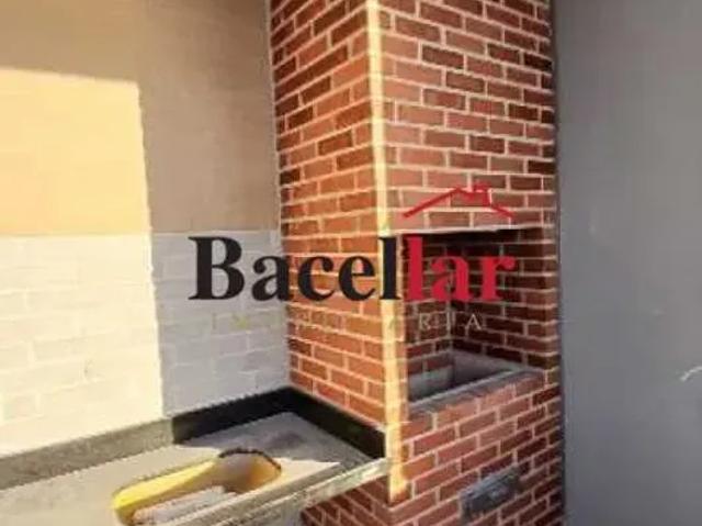 Apartamento: / Residencial / Santo Cristo