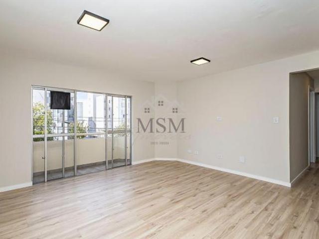 APARTAMENTO RETROFITADO | 3 quartos suíte com sacada | 2 VAGAS COBERTAS | 82M² | AHÚ