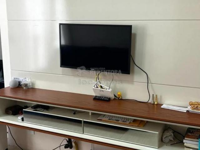 Apartamento Rios Spagna com 02 dormitórios, 02 vagas de garagem