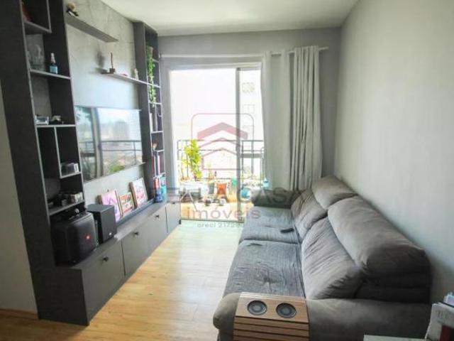 Apartamento rua Madre de Deus com 55m2, 2 quartos e 1 vaga