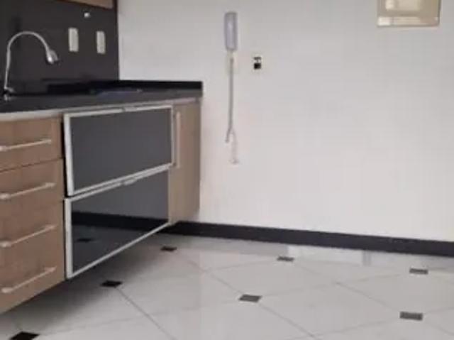 Apartamento rua sem saída com cancela 80 m com 3 quartos sendo 1 suite 2 vagas cobertas