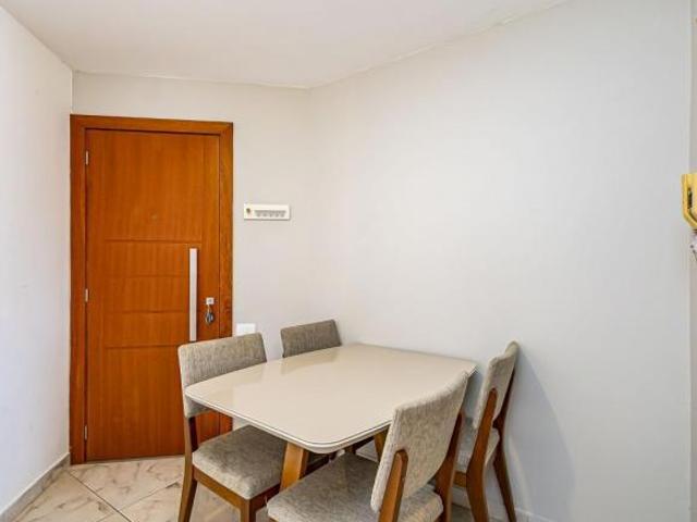 Apartamento Rua Padre Anchieta, Edifício Champagnat Top, Bigorrilho. área total 51,79m2, andar alto