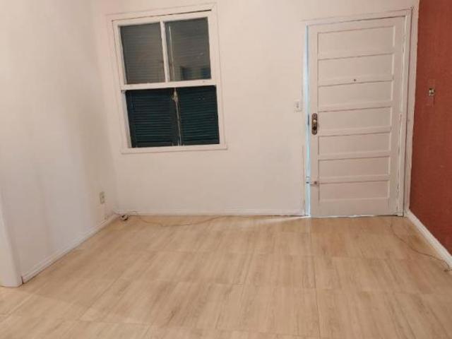 APARTAMENTO RUBEM BERTA