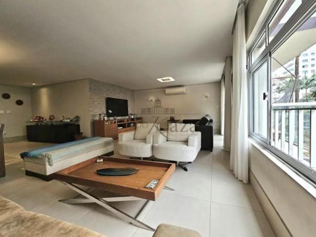 Apartamento São Paulo Itaim 3 Dormitórios 1 Suíte 187m²