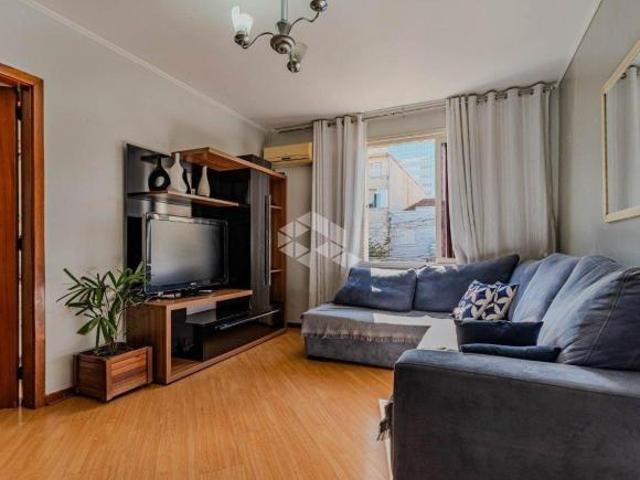 Apartamento s/Condomínio com 2 quartos e 75m² à venda em Santana, Porto Alegre
