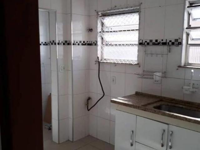 Apartamento 2 Dormitórios em Santa Cecília, SP Reformado, Ensolarado e Ventilado. Aproveite seu FG