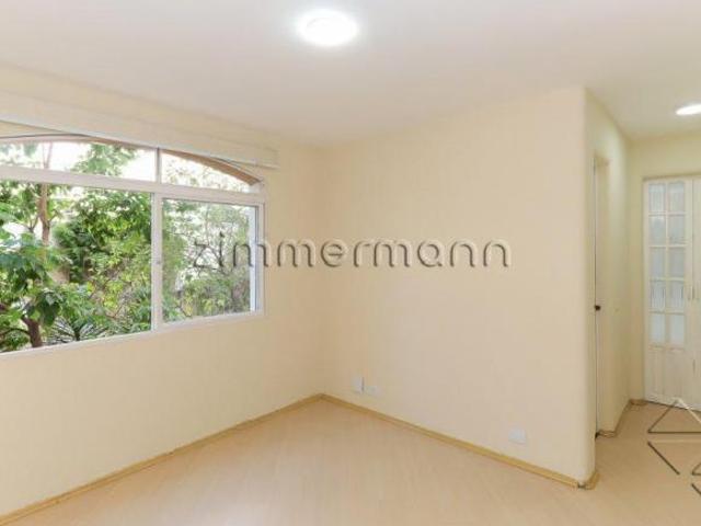 APARTAMENTO SANTA CECÍLIA 1 DORMITÓRIO 1 VAGA