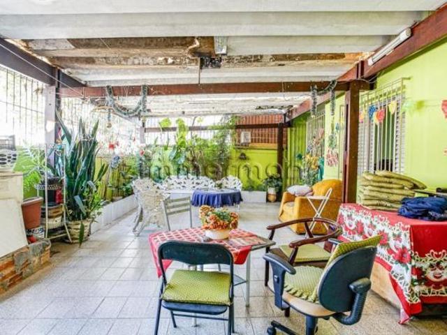 APARTAMENTO SANTA CECILIA 2 DORMITÓRIOS