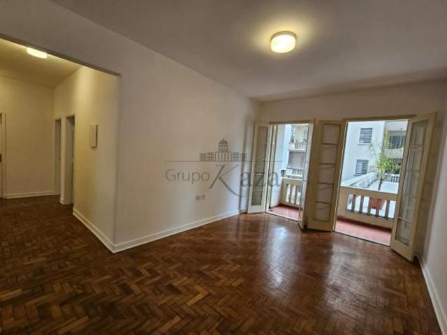 Apartamento Santa Cecília 3 Dormitórios 123m²
